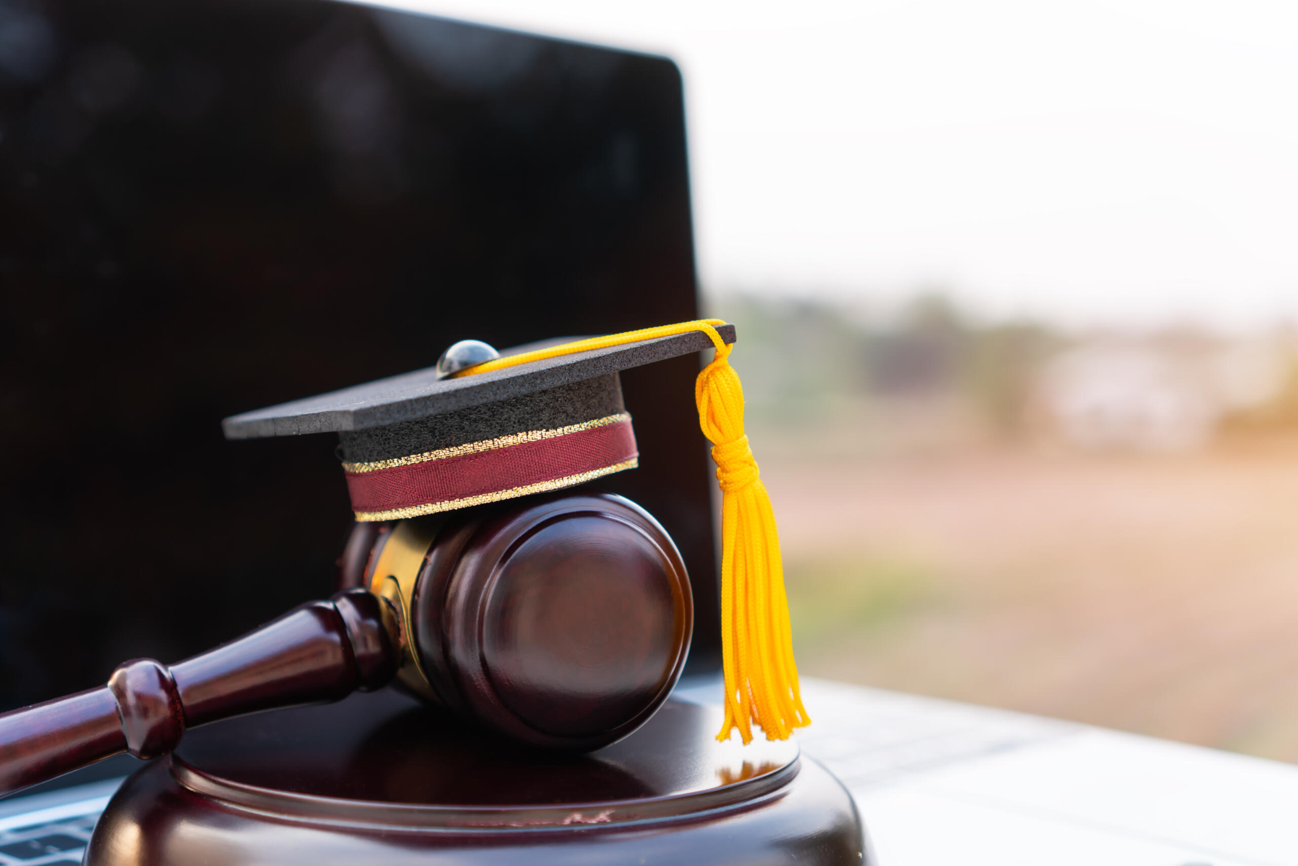 How To Get Your Paralegal Certificate Online HowStuffWorks How To Get Your Paralegal Certificate Online HowStuffWorks